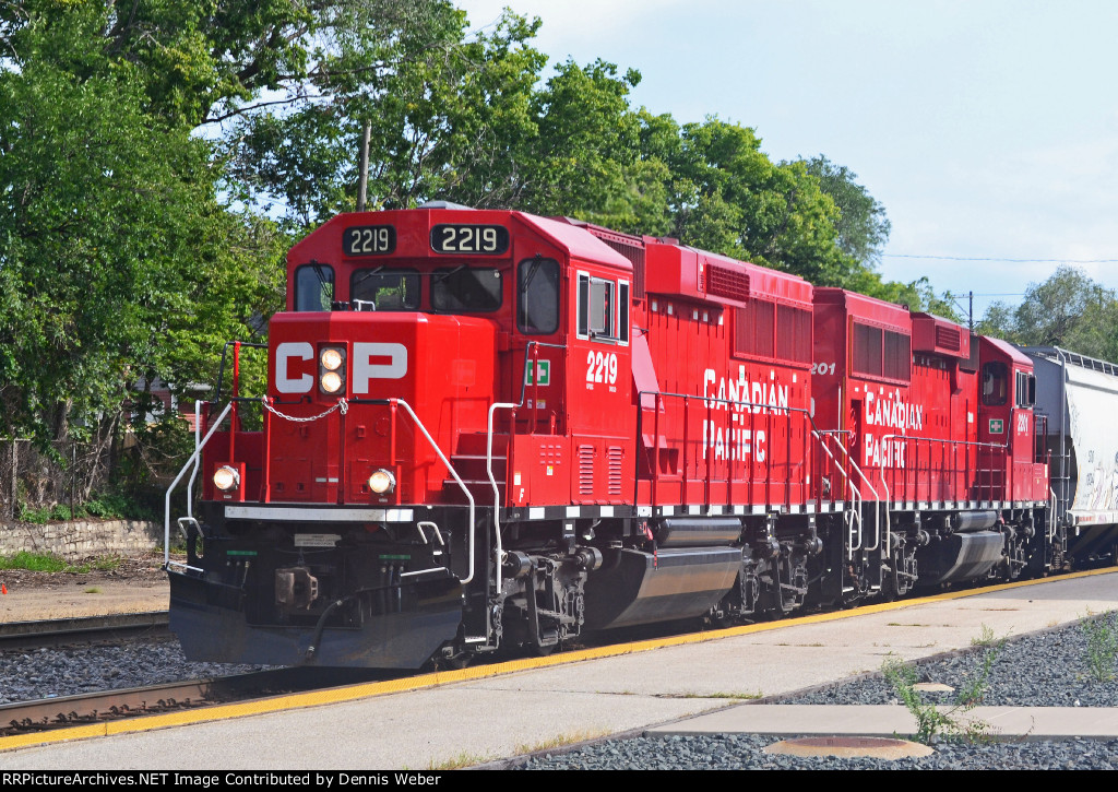 CP 2219, CP's Tomah Sub.